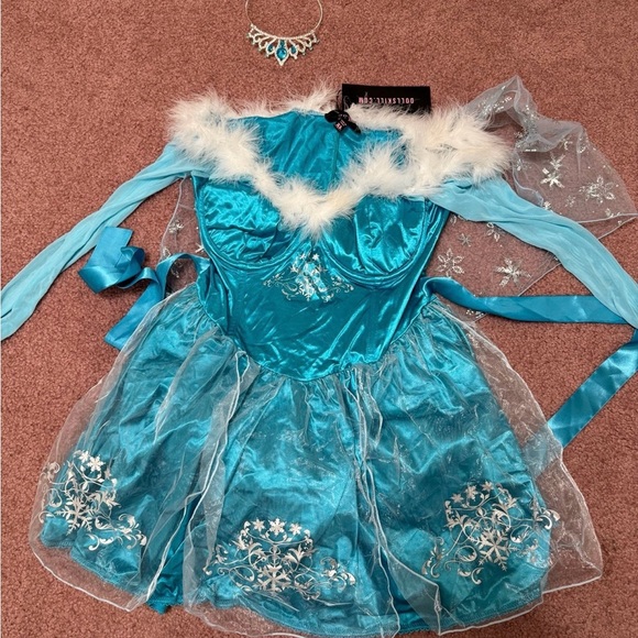 Dolls Kill | Dresses | New Xl Dolls Kill Elsa Disney Princess Costume ...
